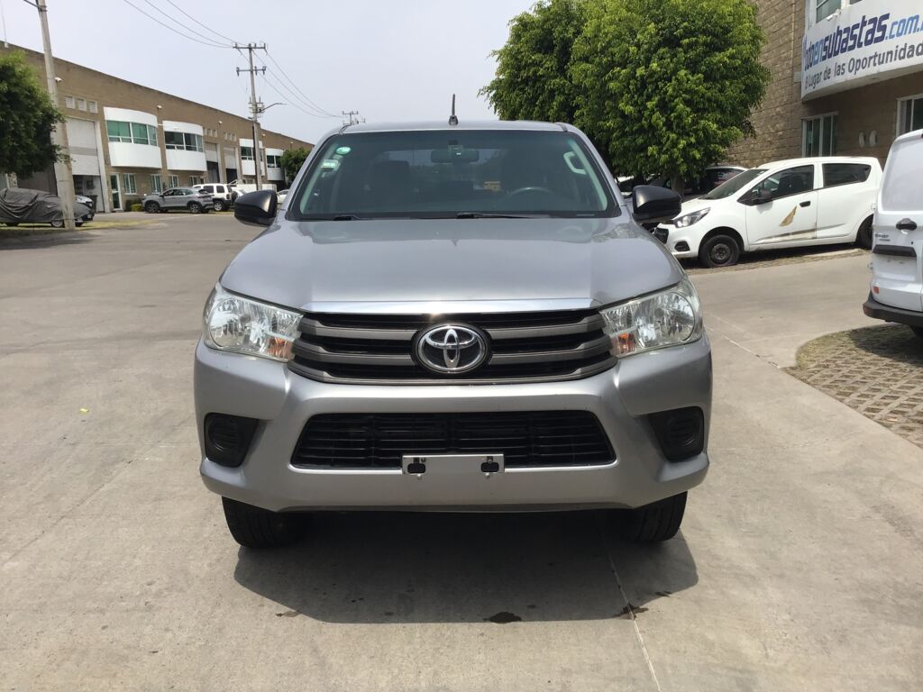 Toyota Hilux 2019 4p Doble Cabina Base L4/2.7 Man - Próximo a Subastar ...